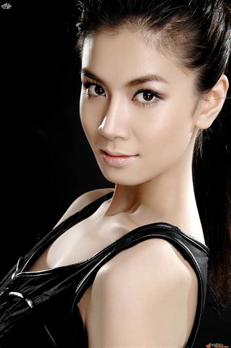 Album Photo De La Beauté De La Danseuse Wang Di V2ph