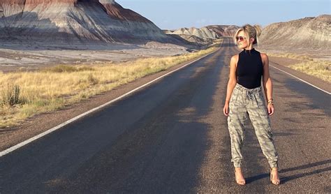 Teea Goans Singersongwriter