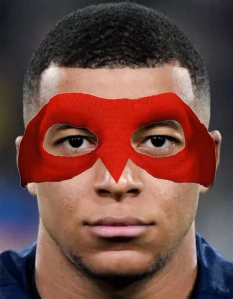 Mbappé Kérte Meg Is Kapta Ezek A Legjobb Mémek A Törött Orrú Focistáról Origo