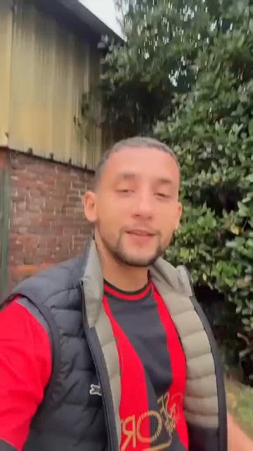 مهاجر جزائري