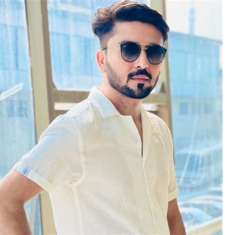 𝙈 𝗧𝗮𝗵𝘀𝗲𝗲𝗻シ︎ Tahseen1004 Snapchat Stories Spotlight And Lenses