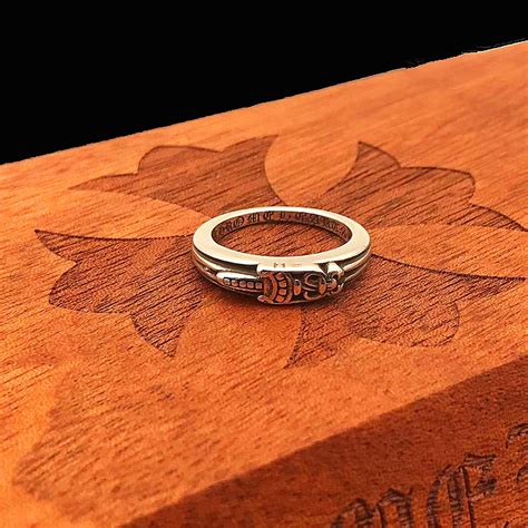Ch Ring 925 Silver Holy Sword Shape Small Narrow Cross Retro Ring