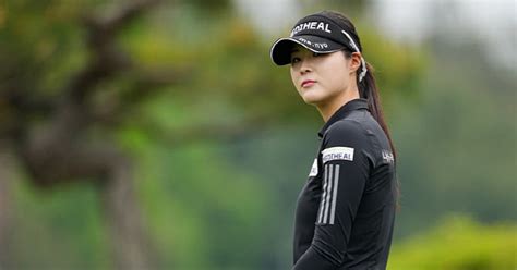 골프in포토 김나영차분하게 바라본다