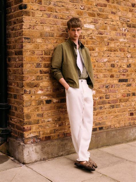 Massimo Dutti Man June 2024 Courtyard Massimo Dutti