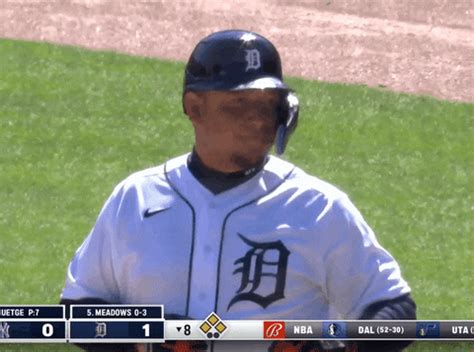 Detroit Tigers Idk  By Bally Sports Detroit Find And Share On Giphy