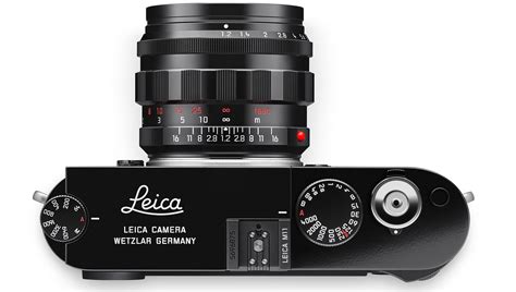 Leicas New Glossy Black Paint M11 And Noctilux M 50mm F12 Asph Age