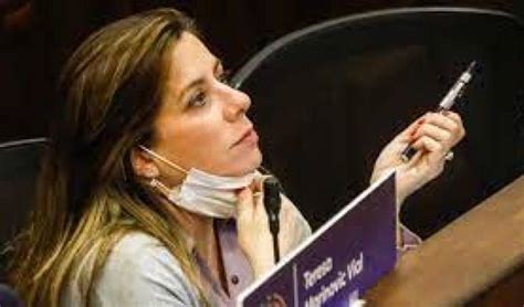 Convencional Ultra Derechista Teresa Marinovic Será Denunciada Ante El