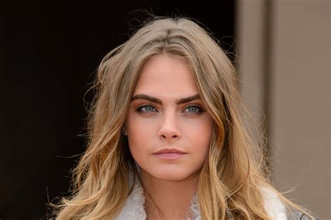 Στη σειρά Planet Sex η Cara Delevigne εξερευνά την σεξουαλικότητα της Olafaq