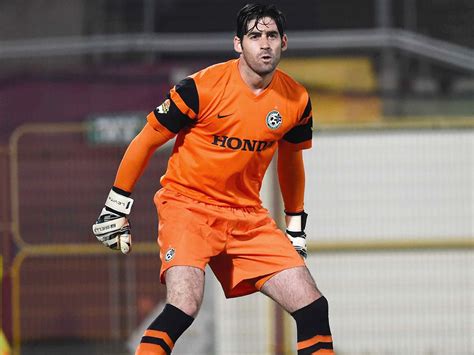 דרבי מזווית אחרת קרב השוערים