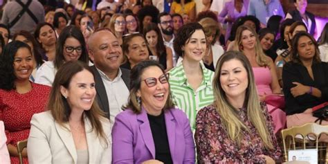 Programa Mulher Proporciona Mais Oportunidades A Mulheres No Mercado