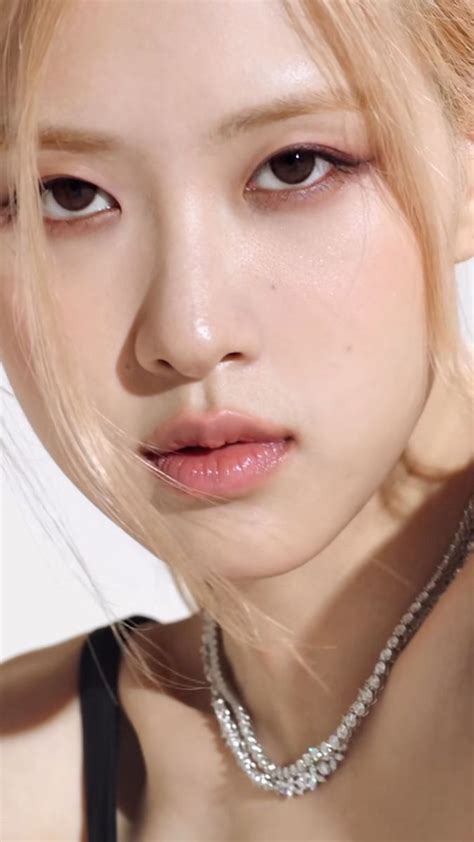 Pin By Jor Yim On Bp Rosé Photoshoot Blackpink Rose Rosé Cute