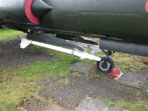 F 104 1 32 Catamaran Belly Aim 9 Launcher Lsp Discussion Large