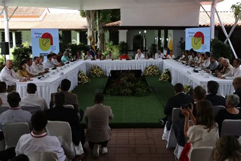 Gobierno De Colombia Y El Eln Instalan Cuarto Ciclo De Diálogos