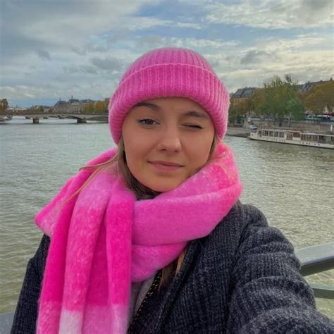 Suzanne 🧸 Suz Stk • Threads Say More