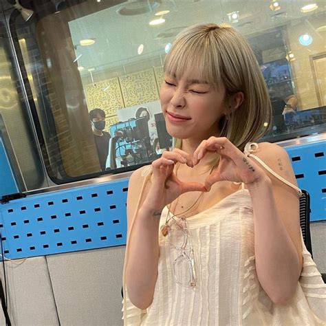 Heize ️ Singer Korean Singer Girl