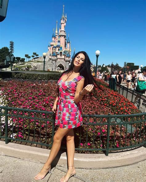 Rich And Famous Like Khanyi Mbau Get To Know Kudzai Mushongas New