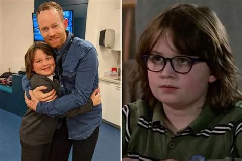 Robert Dutsons Instagram Twitter And Facebook On Idcrawl