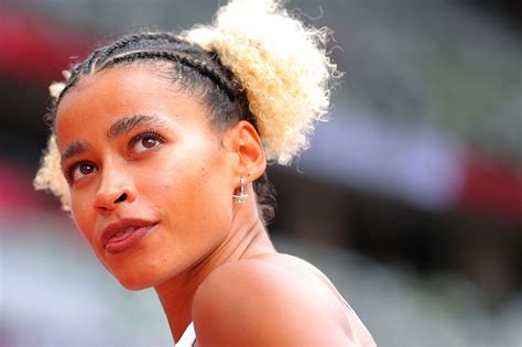 Anna Cockrells Instagram Twitter And Facebook On Idcrawl