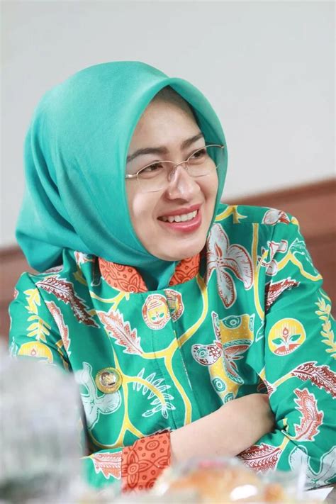 Pemuas Ibu Ibu