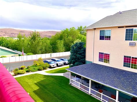Avamere At Englewood Heights Updated Get Pricing See 19 Photos And See Floor Plans In Yakima Wa