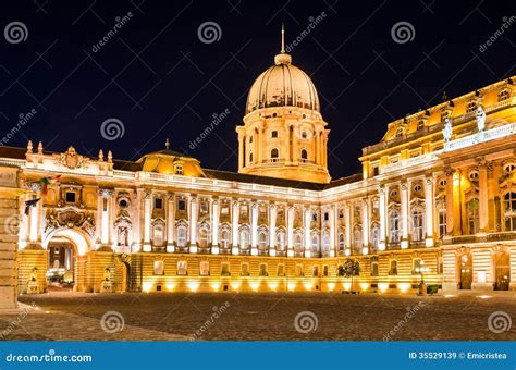Buda Castle Budapest Stock Image Image Of Architecture 35529139