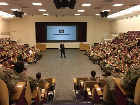 An Introverts Journey To Becoming An International Speaker Ian Dickson