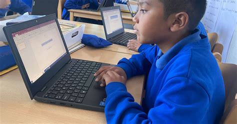 Bannockburn Primary Year 4 Computing Powerpoint