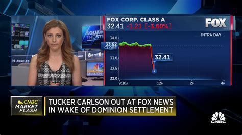 Fox News Reporter Flashes
