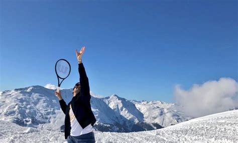 Roger Federer Festeggia Australian Open In Montagna Mount Live