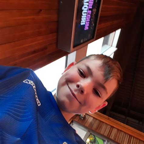 Stream Mini Mister Music Listen To Songs Albums Playlists For Free