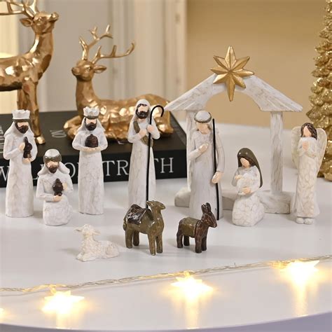 Aomoonoa White Nativity Set Resin Small Christmas Nativity Figurine 11pcs