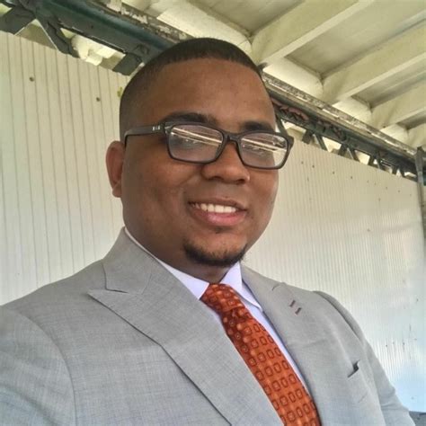 Daniel Caro Linkedin