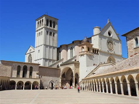 Assisi Italien Die Basilika Und Das Heilige Kloster Des Heiligen