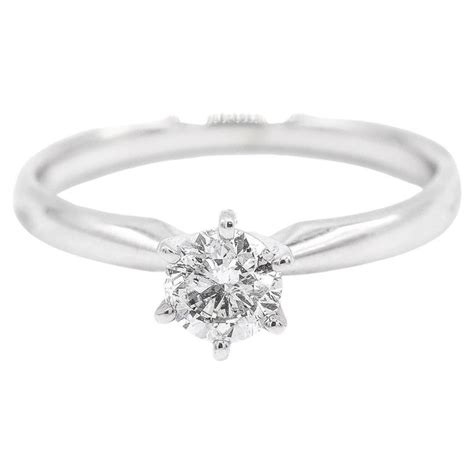 Ladies 14k White Gold Diamond Engagement Ring For Sale At 1stdibs