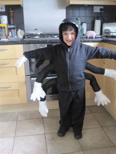 Dressed As A Spider From Charlottes Web Mummy Made It Dressed As A Spider From Charlottes Web Mummy Made It