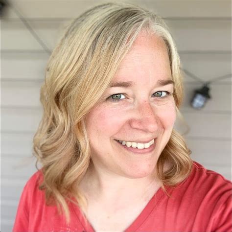 Lisa Logans Amazon Page