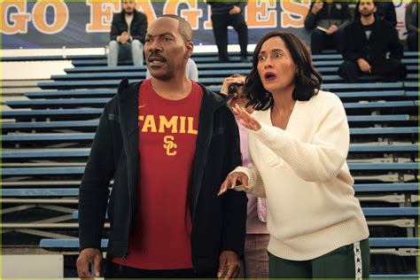 Photo Eddie Murphy Stars In Candy Cane Lane Movie 02 Photo 4976196