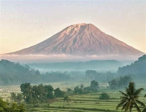 Gunung Agung Pusat Spiritual Bali Dan Misteri Yang Terus Hidup
