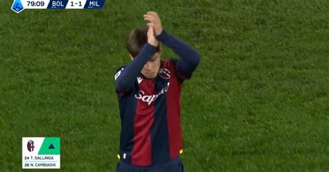 Benjamín Domínguez Salió Ovacionado En El Bologna Tras Un Partidazo Ante El Milan