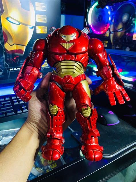 Hulkbuster Marvel Select Hobbies And Toys Toys And Games On Carousell