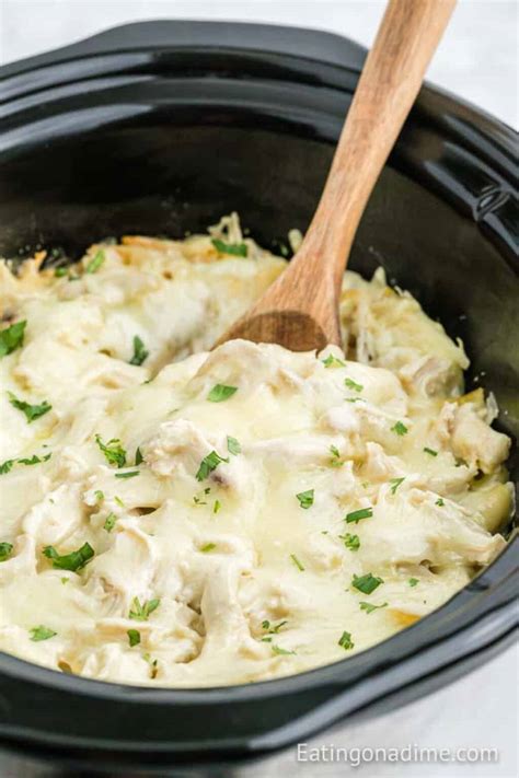 Crockpot Chicken Alfredo Casserole Recipe Easy With Jar Sauce