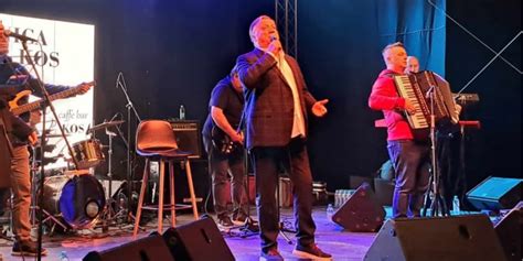 Preminuo Je Halid Bešlić Kliknihr