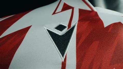 Aab Præsenterer Ny Hjemmebanetrøje Der åbenbart Er Inspireret Af En Lokal Kampsang Kaldet