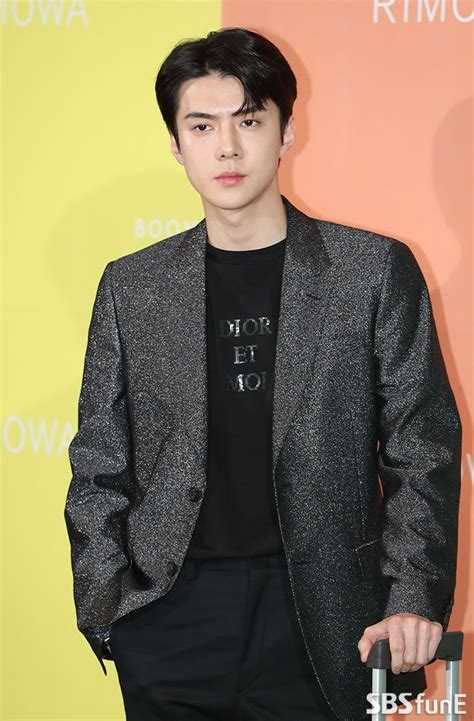 E포토 엑소 세훈 빠져드는 눈빛 엑소 세훈 세훈 엑소