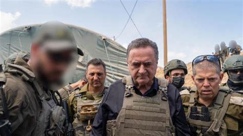 דרמה בקריה הפוטש שעשו לרמטכל אייל זמיר אפשר לסגור את הבסטה אבי אשכנזי