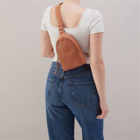 Fern Sling In Washed Leather Harvest Wheat Hobo