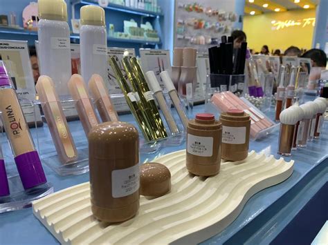 The Magic Of Customizing Makeup Formulas Creating Unique Tones For