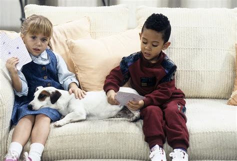 Tahj Mowry Et Mary Kate Olsen Bob Saget Mourned By Jon Stewart Kathy