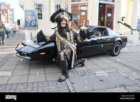 David Hasselhoff Poses In His Captain Hook Costume New Wimbledon