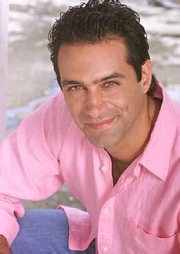 Omar Germenos Osobnosti Cz